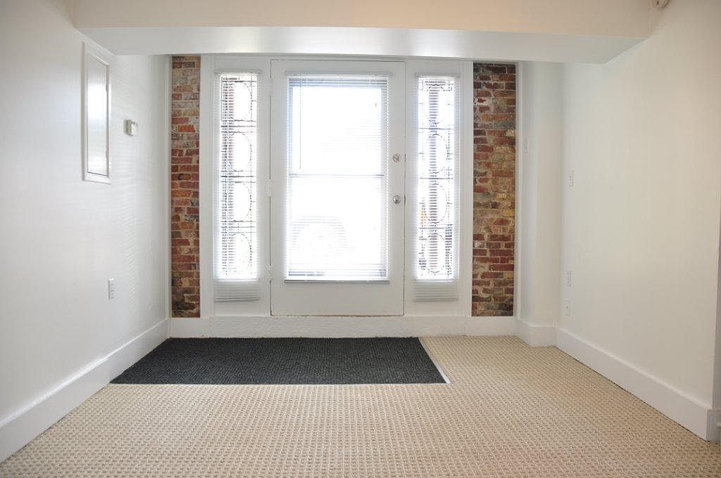 131 State St APT 1, Portland, ME 04101 | Zillow