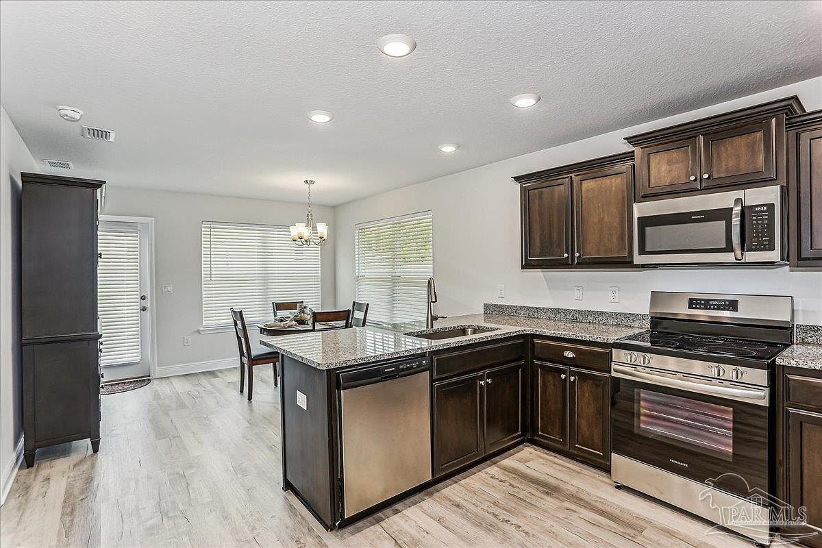 414 Kingsbridge Dr, Cantonment, FL 32533 | Zillow