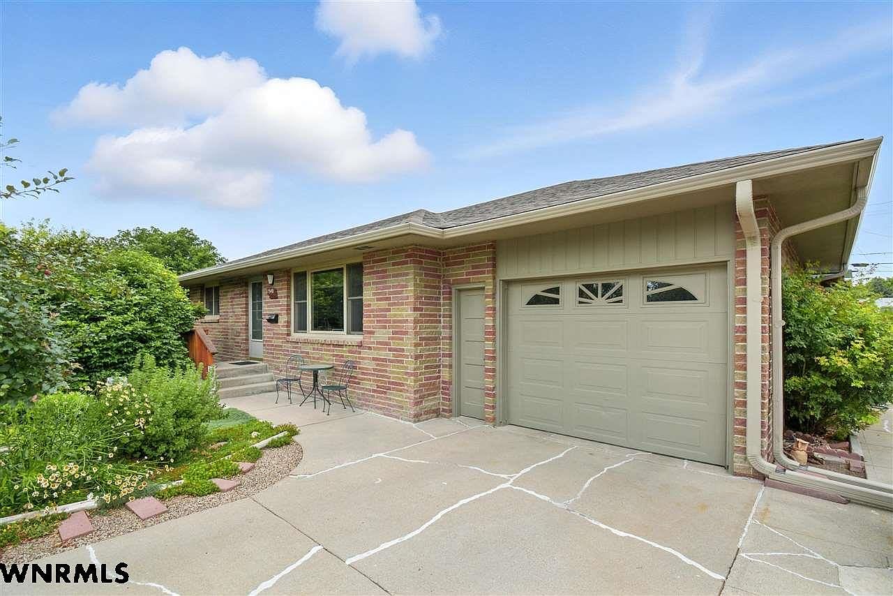 1540 S St, Gering, NE 69341 | Zillow
