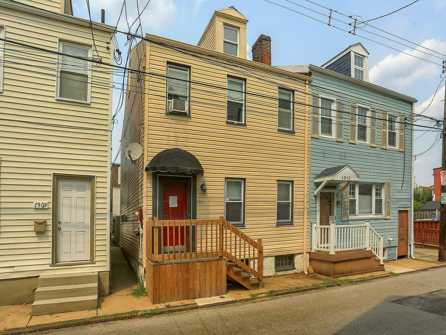 1911 Fox Way, Pittsburgh, PA 15203 | Zillow