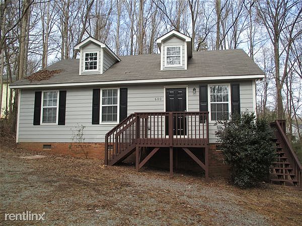 600 Chestnut Ln, Matthews, NC 28104 | Zillow