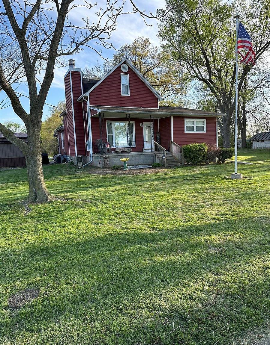 405 W 9th St, Belle Rive, IL 62810 | Zillow