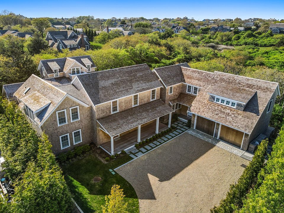 7 Pilgrim Rd, Nantucket, MA 02554 | MLS #89875 | Zillow