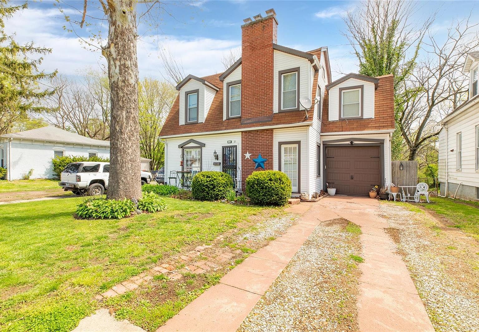 1125 Main St, Alton, IL 62002 | Zillow