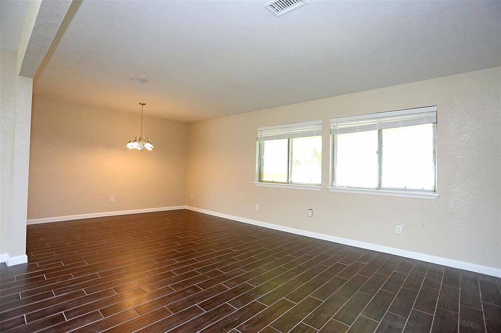 419 Perry St, Rosenberg, TX 77471 | Zillow