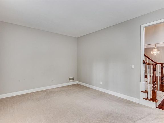 3075 Shaw Rd, Marietta, GA 30066 | Zillow