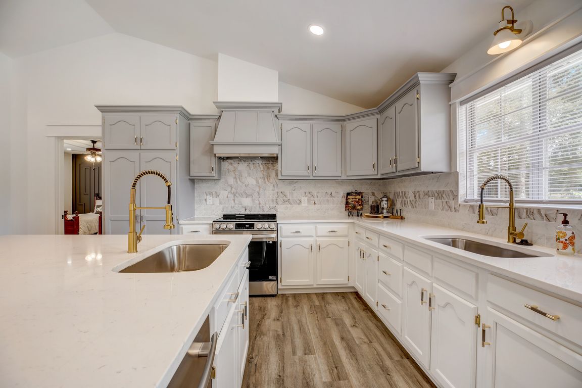 2828 Tommy Lee Cook Rd, Newnan, GA 30263 | MLS #20145574 | Zillow