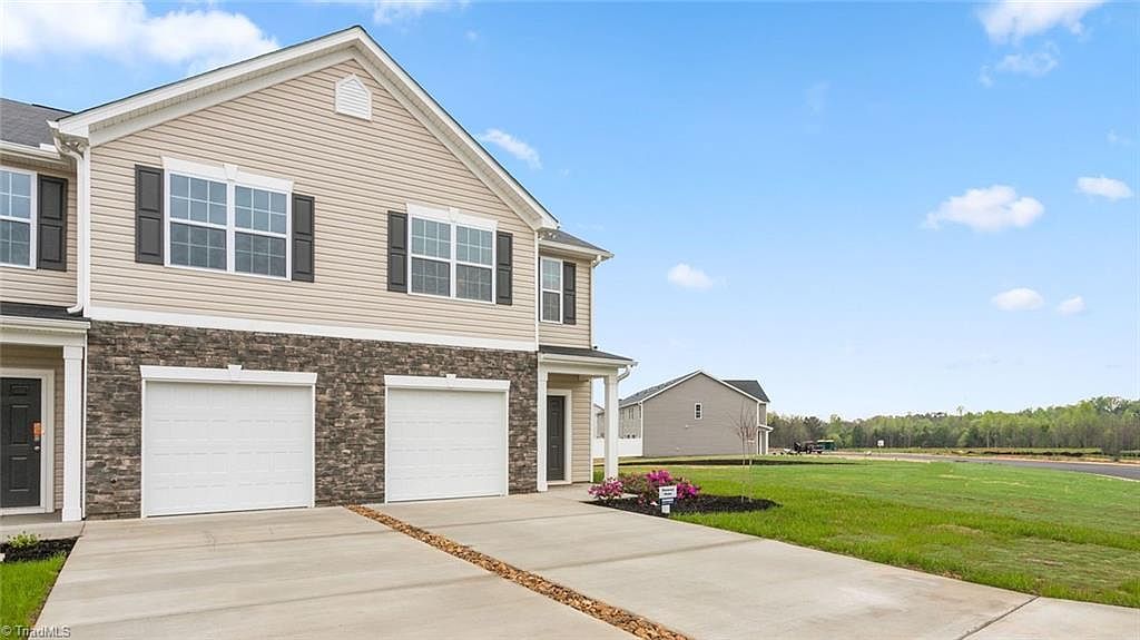 268 Moyer Dr Graham Nc 27253 Mls 1168494 Zillow