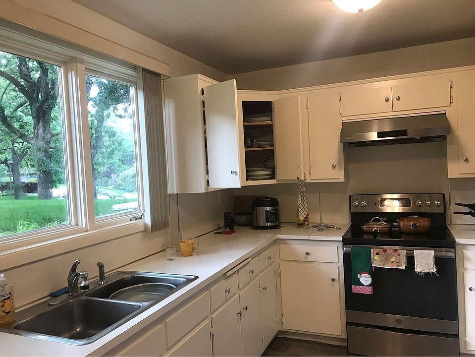 7204 Schey Dr, Edina, MN 55439 | Zillow