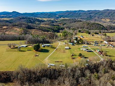 3080 Crackers Neck Rd, Mountain City, TN 37683 | Zillow