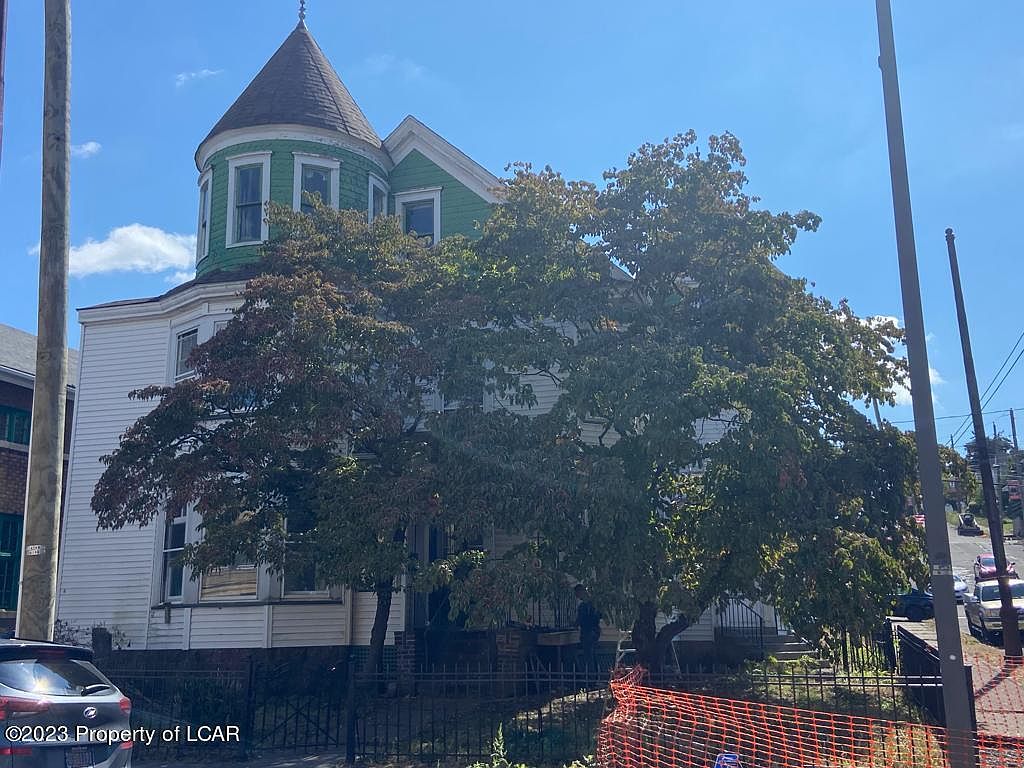 101 E Green St, Nanticoke, PA 18634 | MLS #23-4672 | Zillow