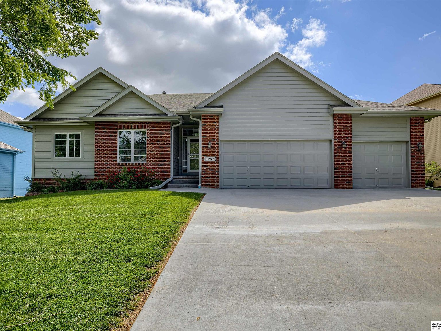 11917 S 53rd St, Papillion, NE 68133 | Zillow