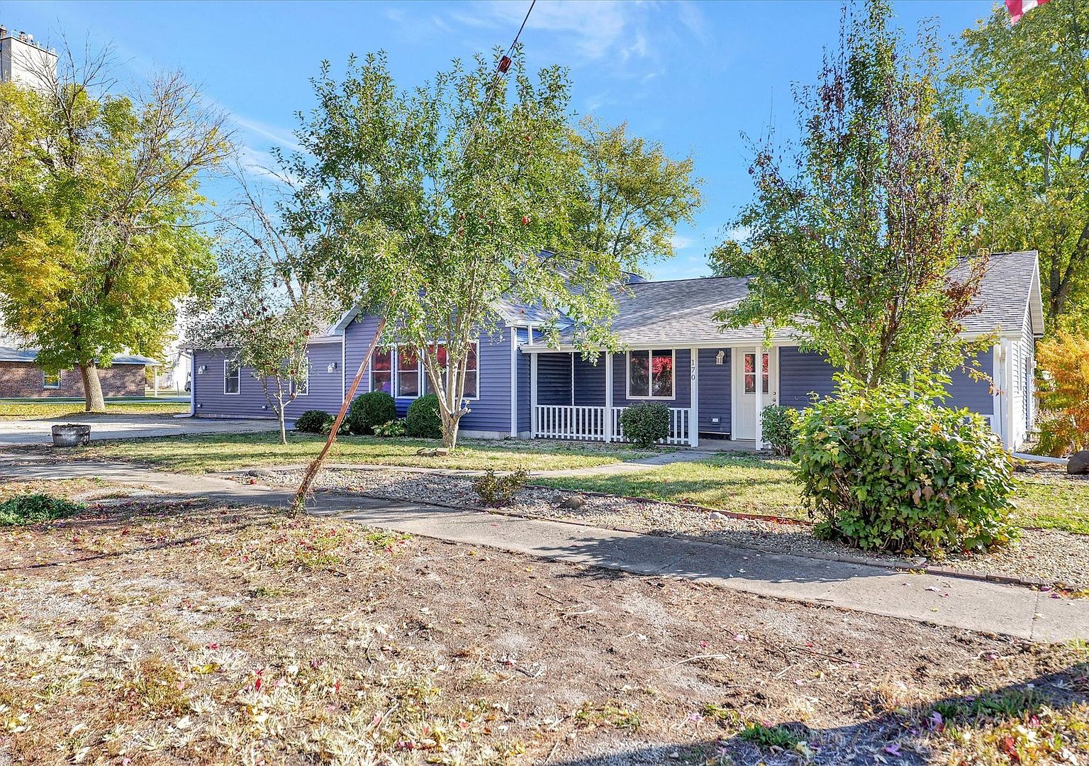 170 S Main St, Cisco, IL 61830 | Zillow