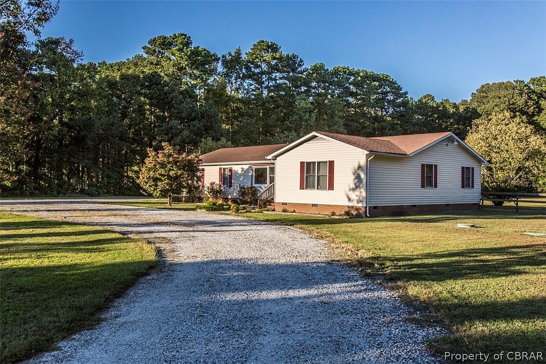 2711 New Point Comfort Hwy, Mathews, VA 23109 | Zillow