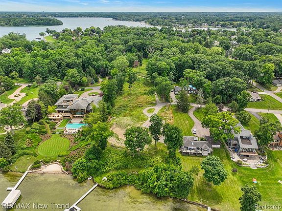 4796 Dow Ridge Rd, Orchard Lake, MI 48324 | MLS #20240048637 | Zillow