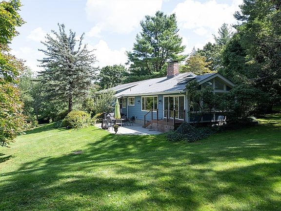 110 Robin Rd, Weston, MA 02493 | MLS #73351552 | Zillow