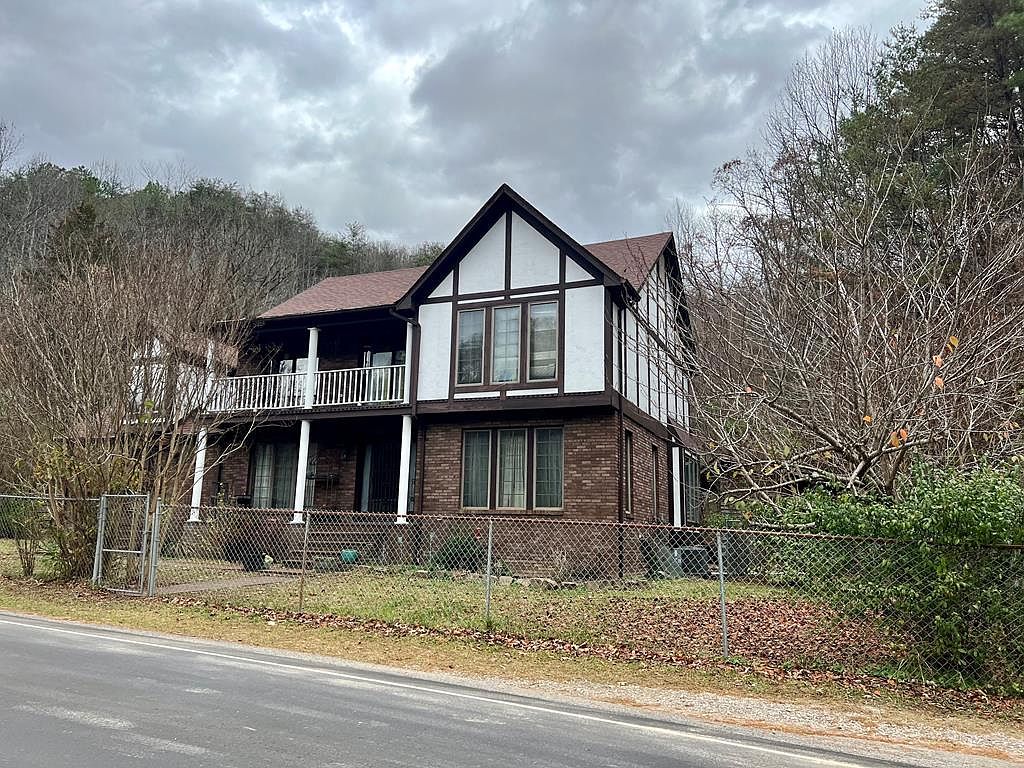 22149 State Route 122, Melvin, KY 41650 | Zillow