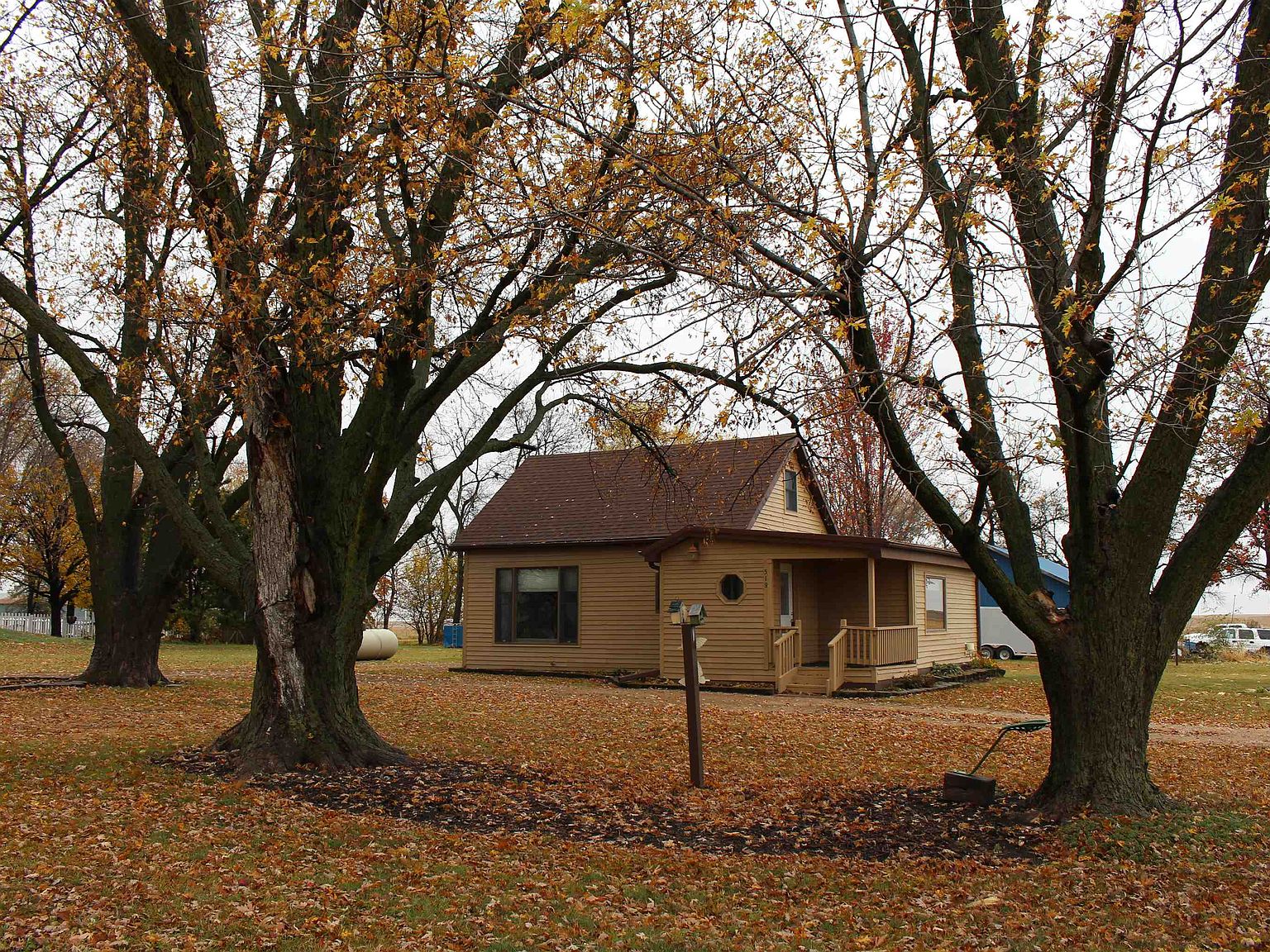 518 Boyden St, Webb, IA 51366 | Zillow