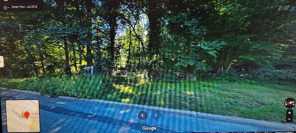 28-32 Schaffer Rd, Alpine, NJ 07620 | Zillow