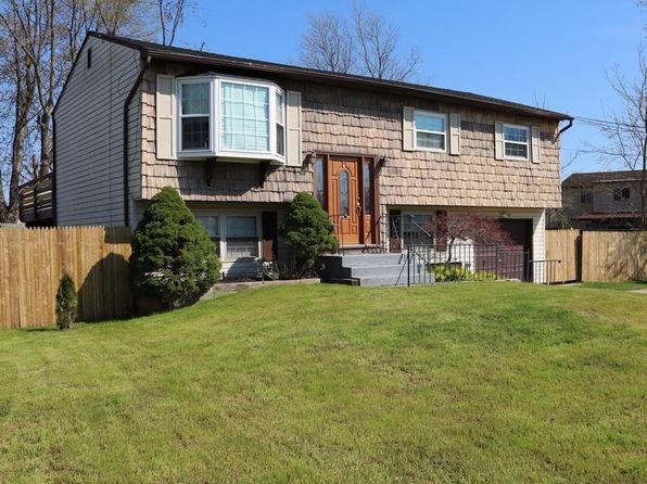 Centereach Real Estate - Centereach NY Homes For Sale | Zillow