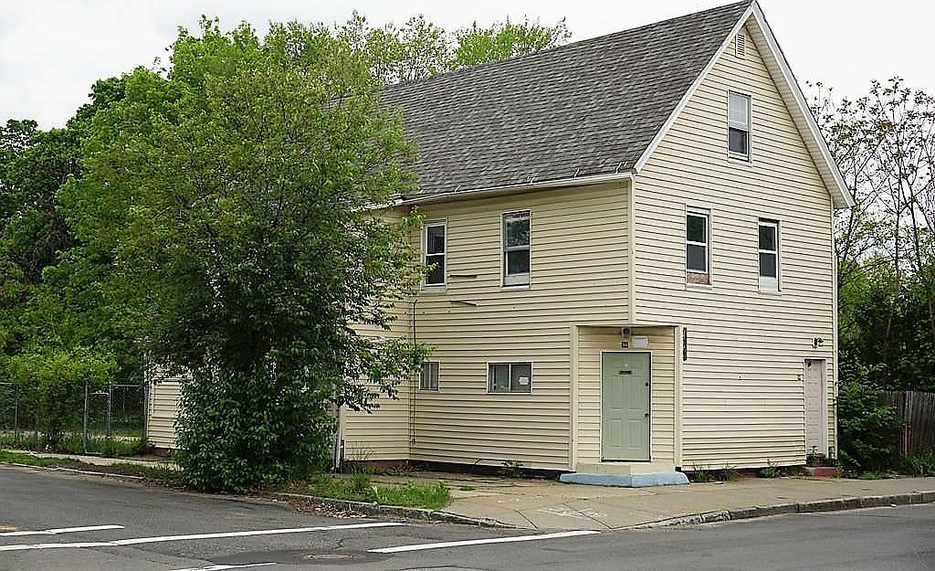 94-96 Hancock St, Springfield, MA 01109 | Zillow