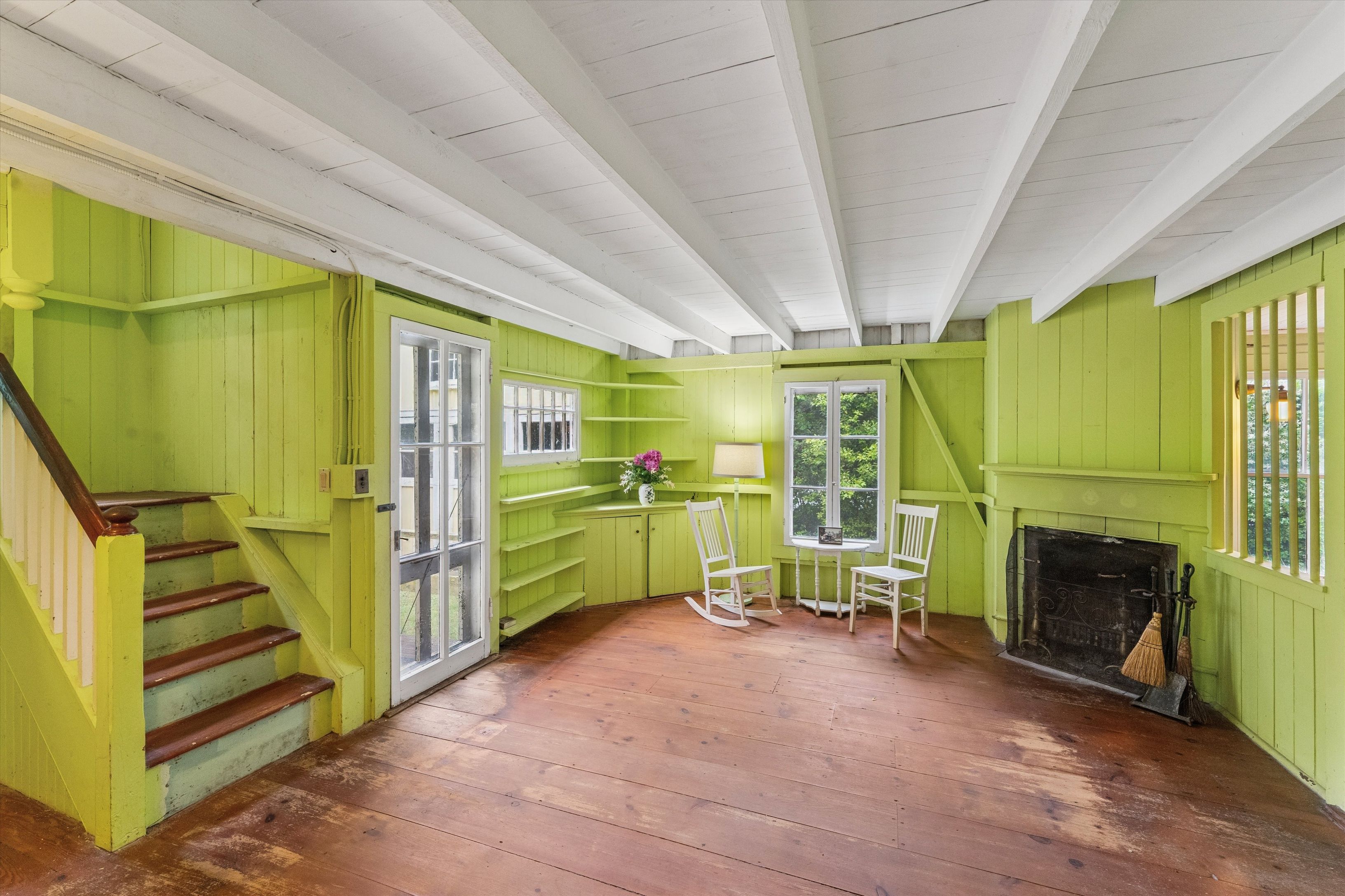 33 Woodbridge Ln, Westhampton Beach, NY 11978 | Out East