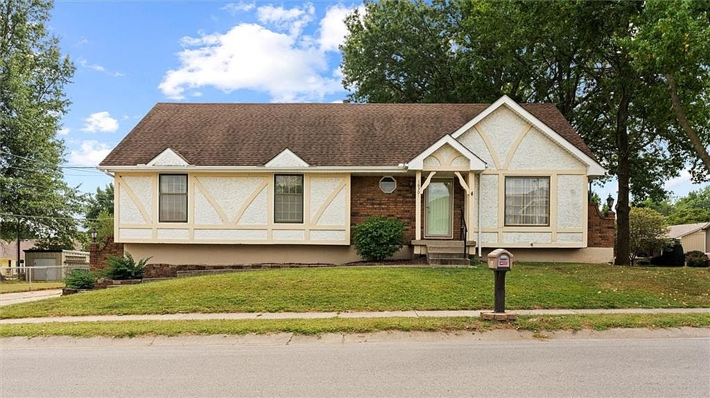 16301 E Cogan Dr, Independence, MO 64055 | MLS #2456253 | Zillow