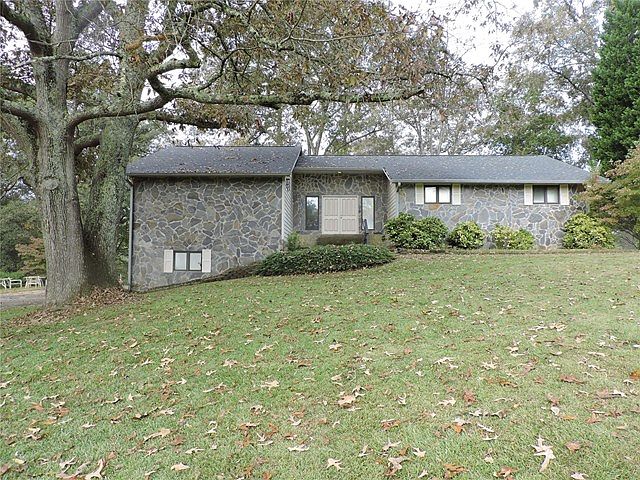 215 Pine Knott Rd, Fayetteville, GA 30214 | Zillow