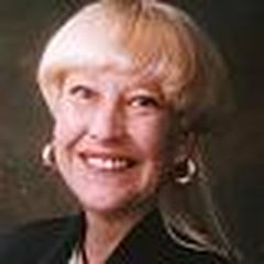 Lisa Lynes - Real Estate Agent in Coralville, IA - Reviews | Zillow