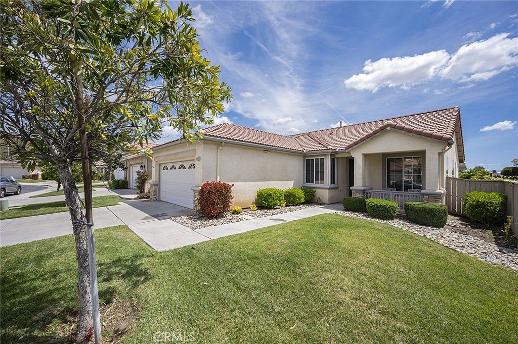 29108 Paradise Canyon Dr, Menifee, CA 92584 | MLS #PW23074510 | Zillow