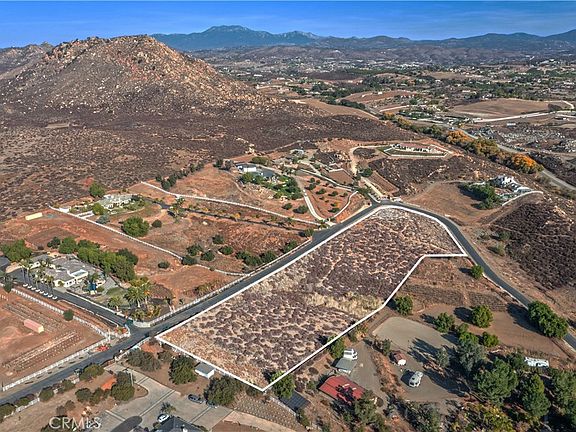 36555 Summitville St #17, Temecula, CA 92592 | MLS #IV24250875 | Zillow