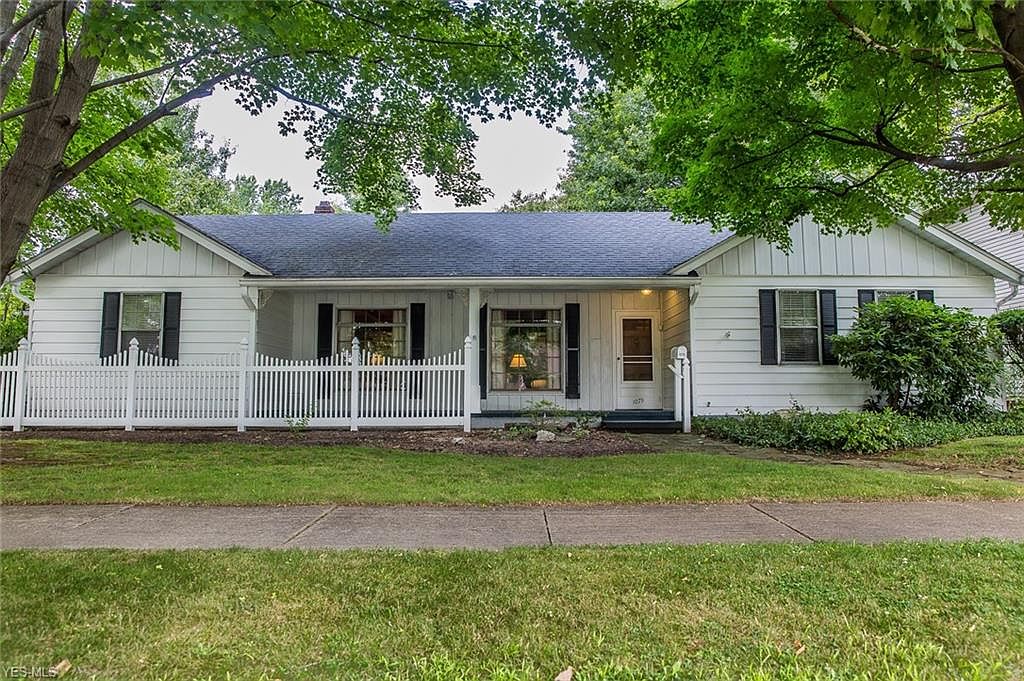 1079 Stanwood Ave, Akron, OH 44314 | Zillow