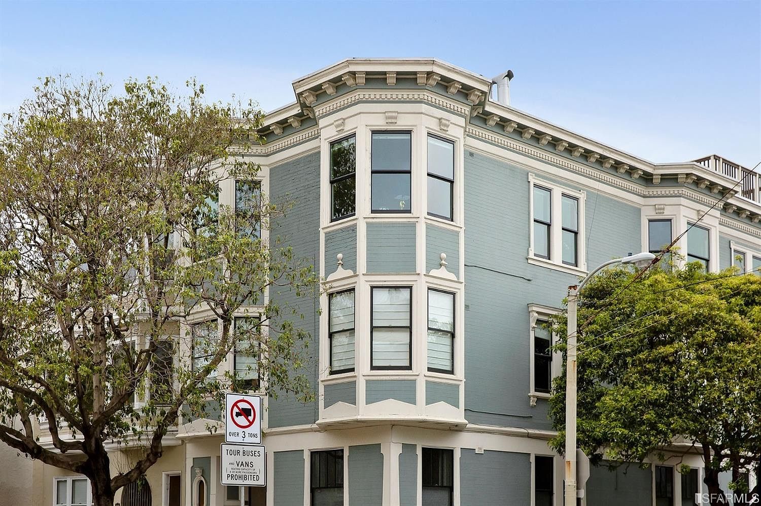 2061 Larkin St, San Francisco, CA 94109 | Zillow