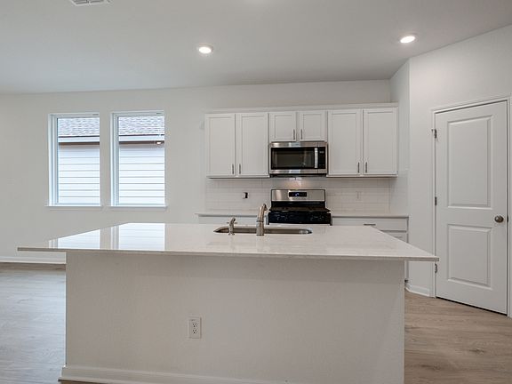 305 Brooks Ranch Dr, Kyle, TX 78640 | Zillow