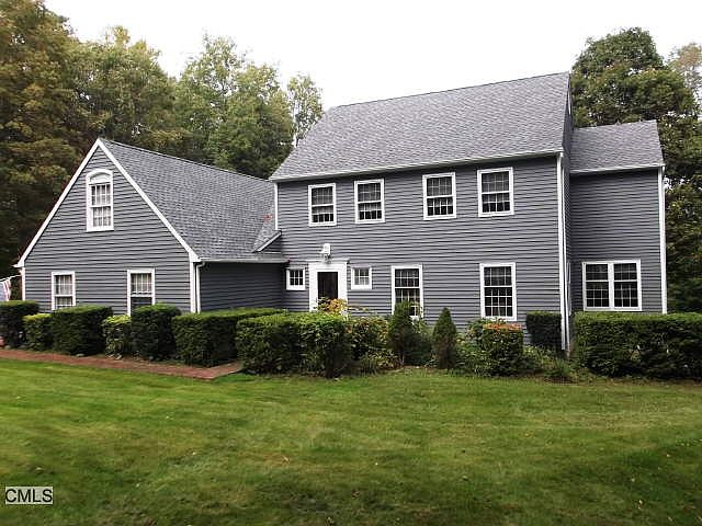 12 Horseshoe Ridge Rd, Sandy Hook, CT 06482 | Zillow