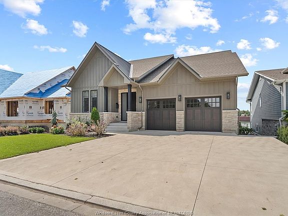 510 Dalhousie St, Amherstburg, ON N9V 2M3 | MLS #24013636 | Zillow