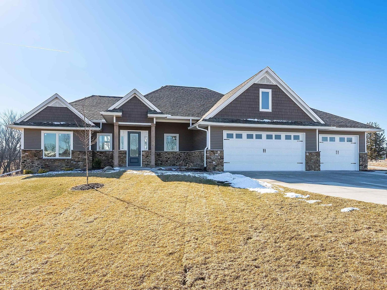 18107 271st St, Long Grove, IA 52756 | Zillow