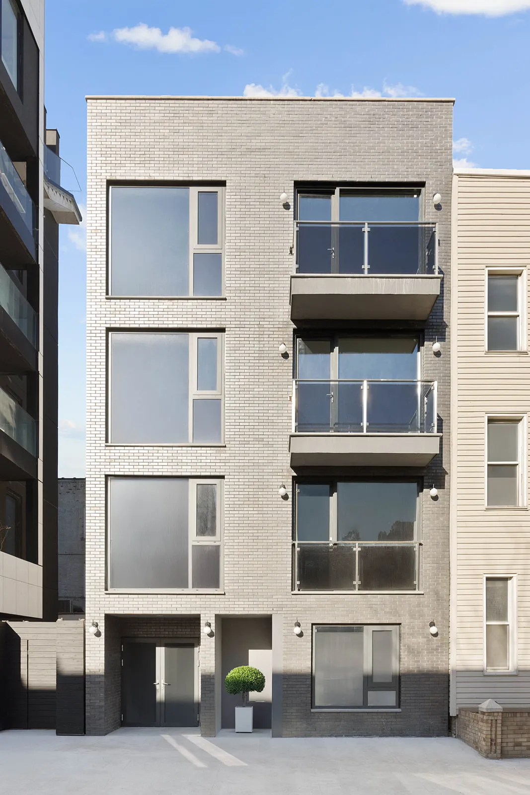 175 Huron Street #3A in Greenpoint, Brooklyn | StreetEasy