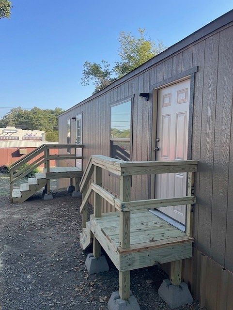 901 W Hubbard St #3, Mineral Wells, TX 76067 | Zillow
