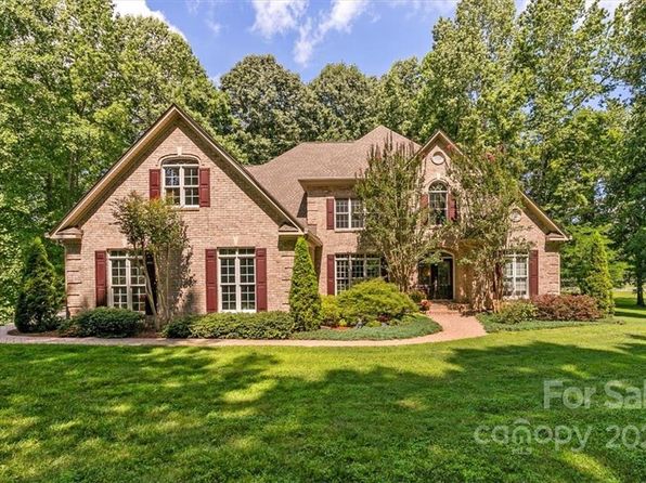 Oak Ridge NC Real Estate - Oak Ridge NC Homes For Sale | Zillow