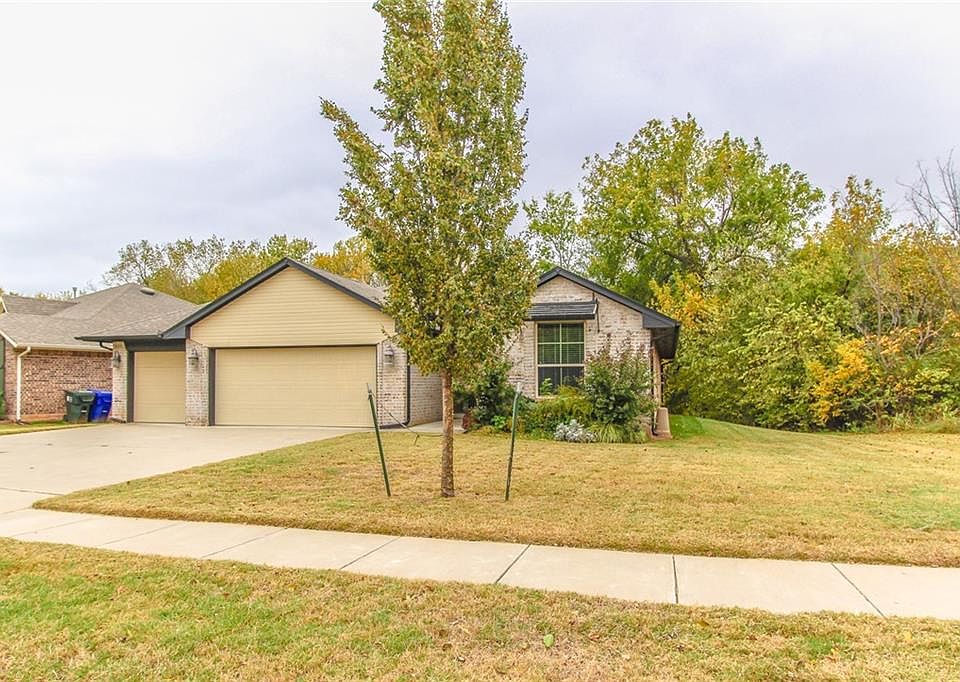 3104 Woodcrest Creek Dr, Norman, OK 73071 | Zillow