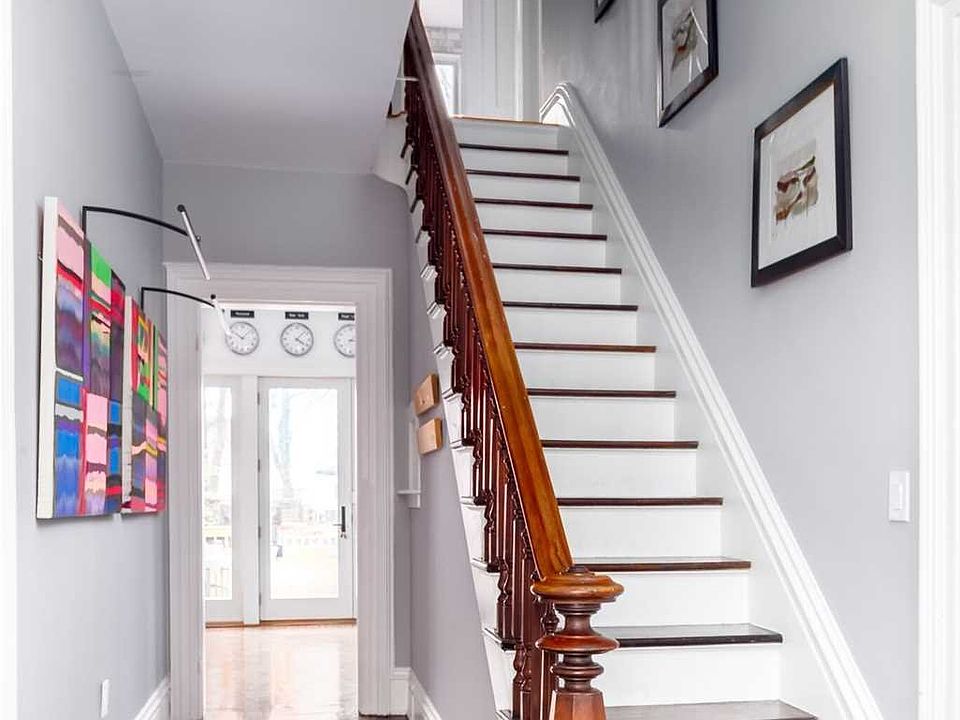 110 Market St, Saugerties, NY 12477 | Zillow