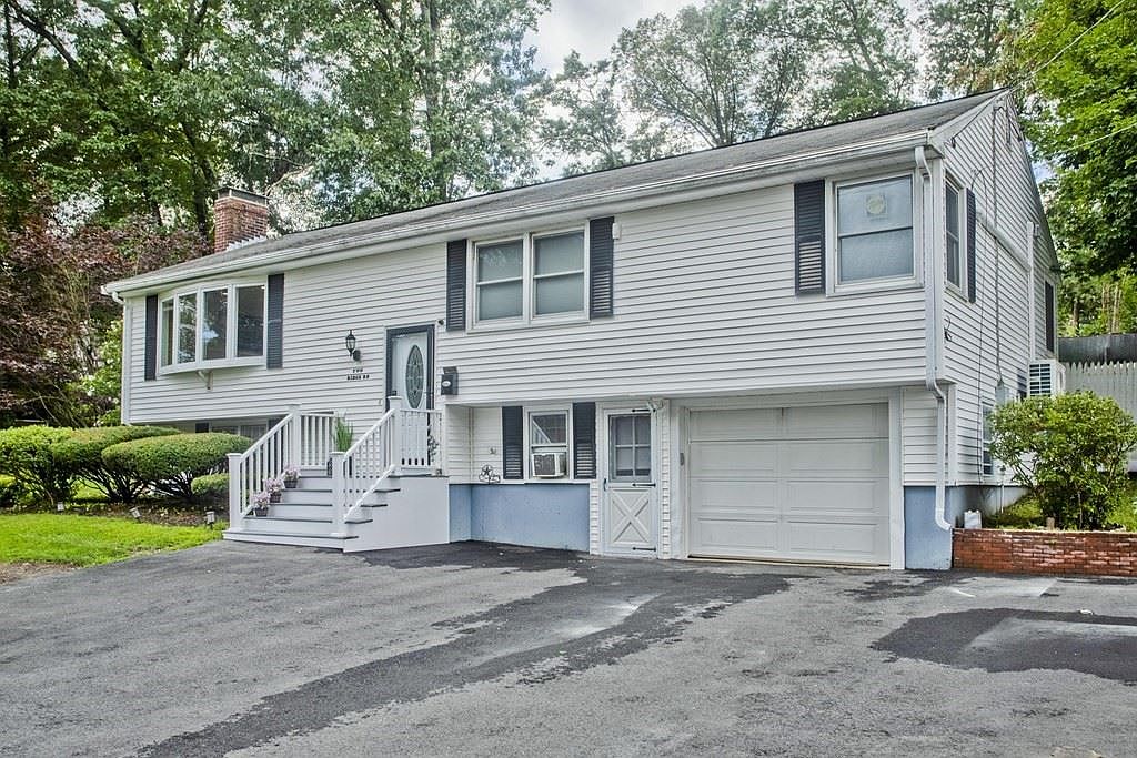 2 Ridge Rd, Hudson, MA 01749 | Zillow