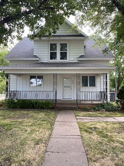 520 2nd St, Claflin, KS 67525 | Zillow