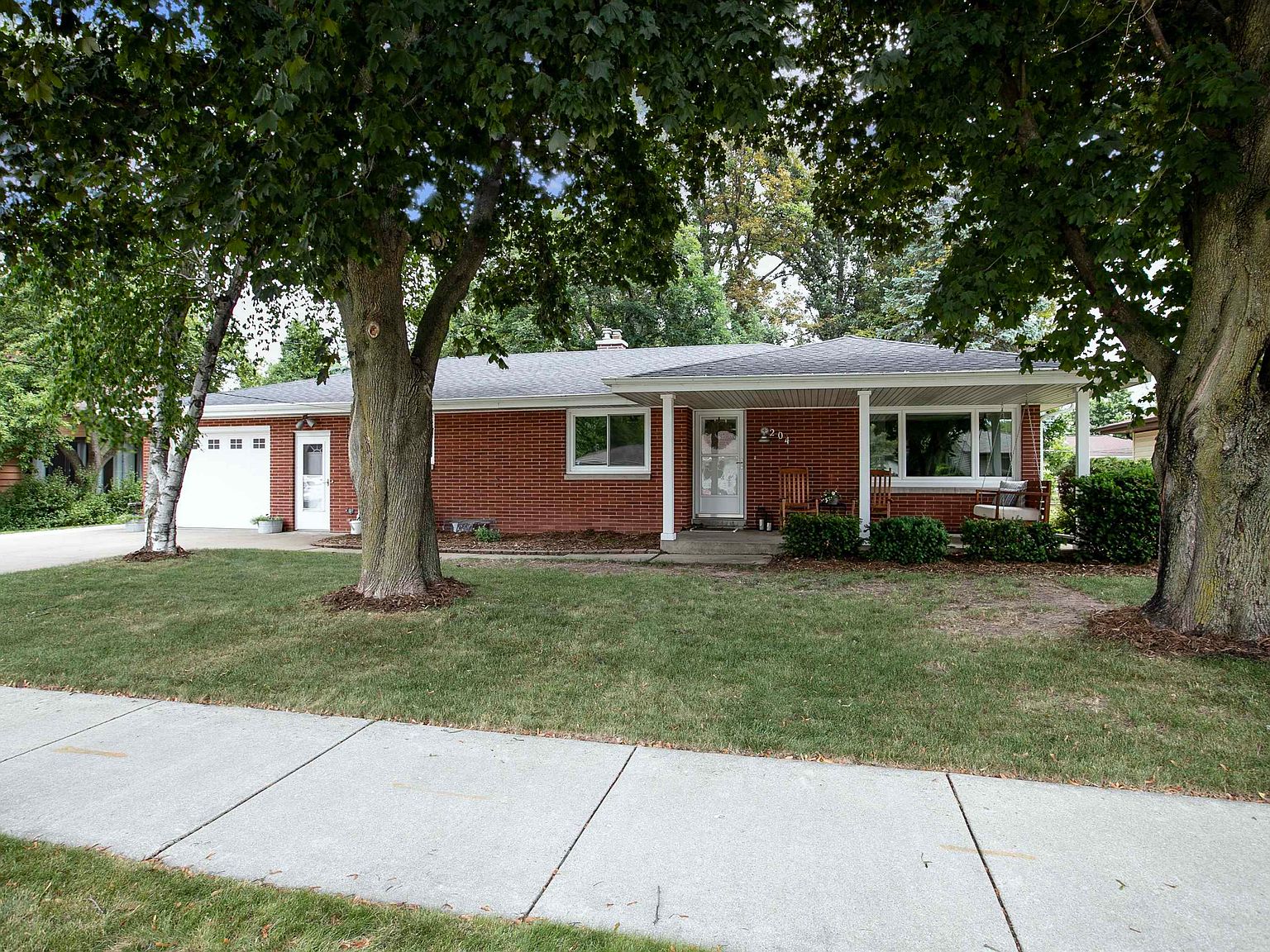 204 Fillmore St, Kaukauna, WI 54130 | Zillow