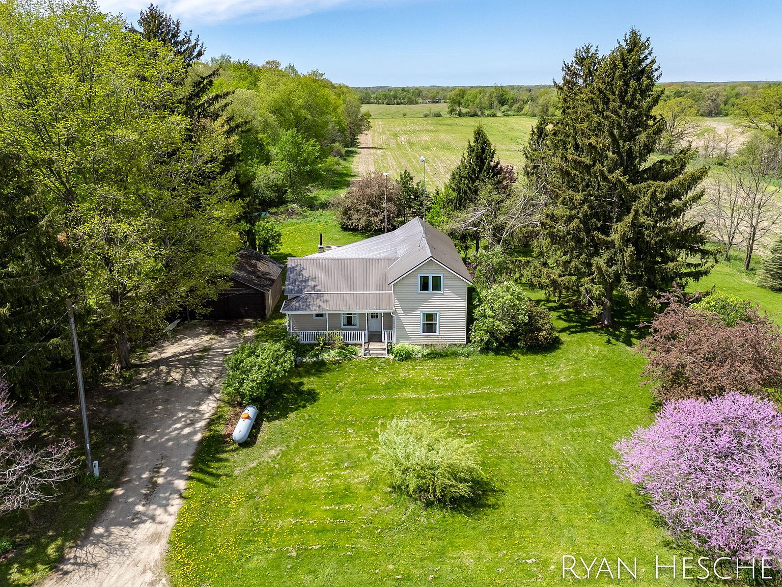 7572 Collins Rd, Fenwick, MI 48834 | Zillow