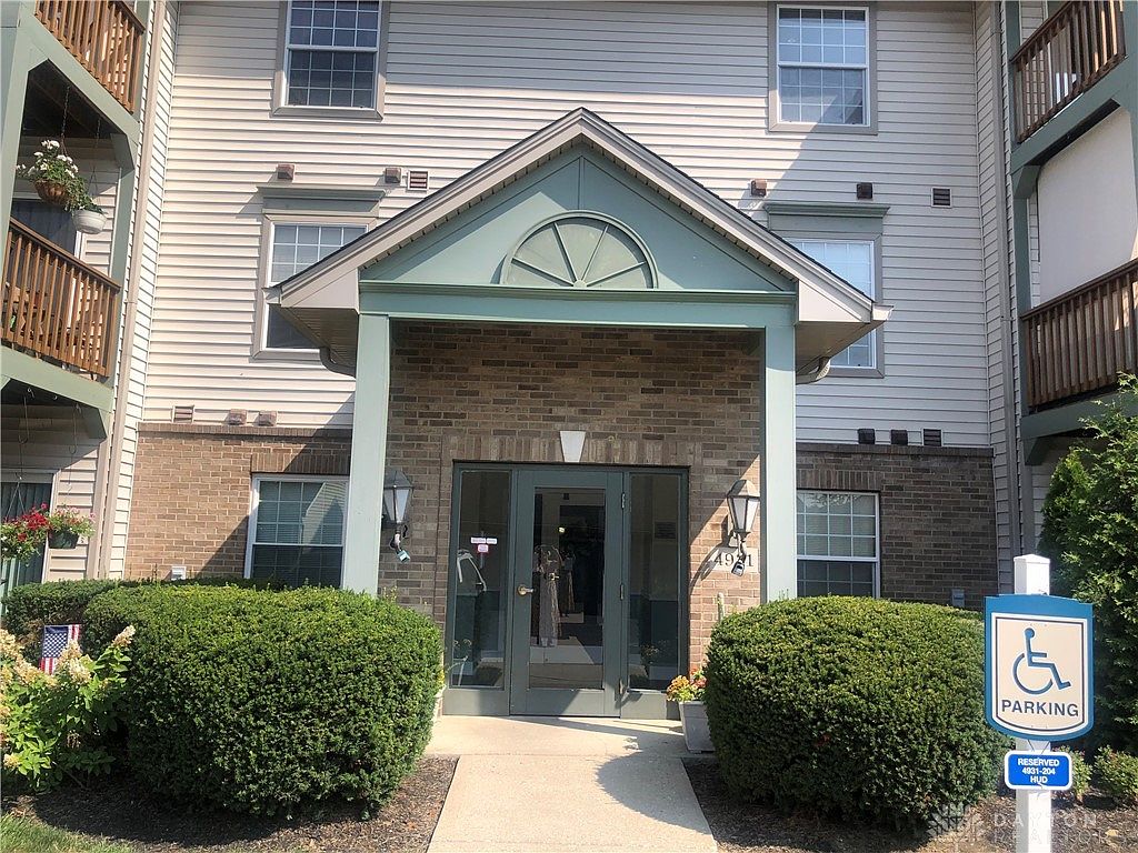 4931 N Arbor Woods Ct APT 106, Cincinnati, OH 45248 | Zillow
