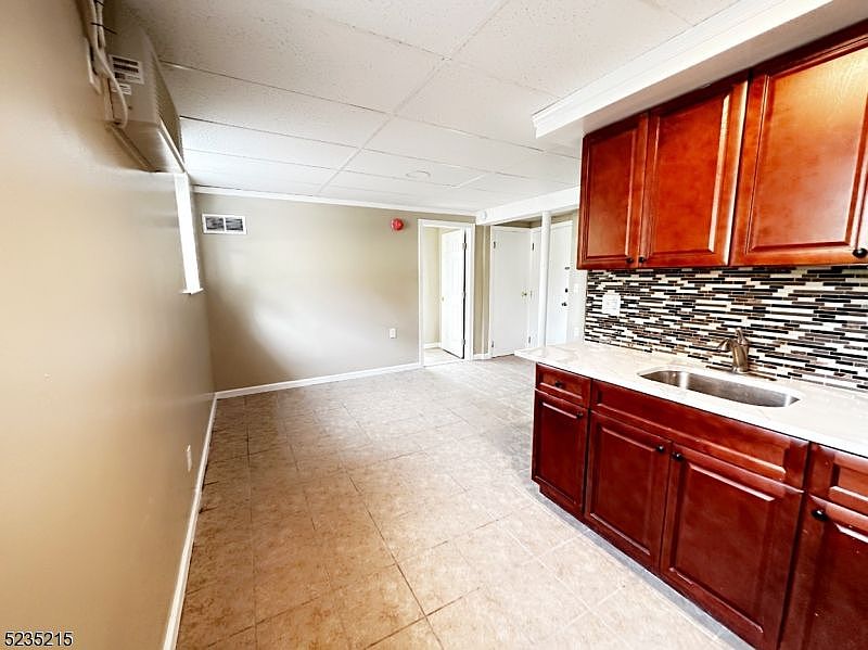 16 Mill St #E, Newton, NJ 07860 | Zillow