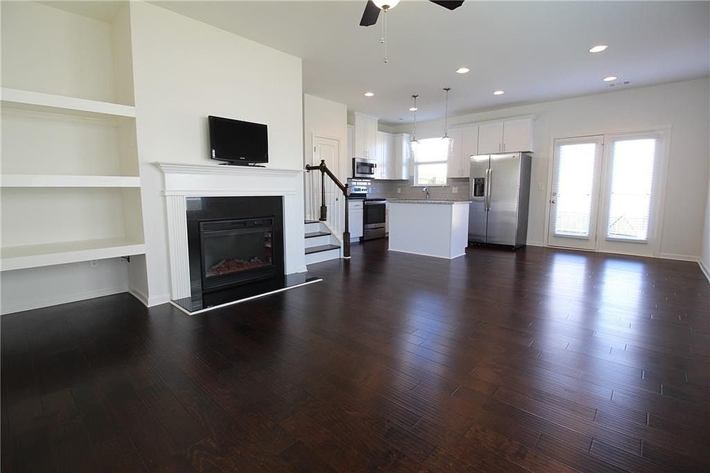2711 Avanti Way, Decatur, GA 30035 | Zillow