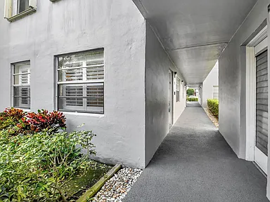 Kings Point Golf & Country Club - 148 Burgundy Dr Delray Beach FL | Zillow